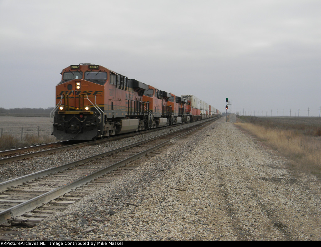 BNSF 7887